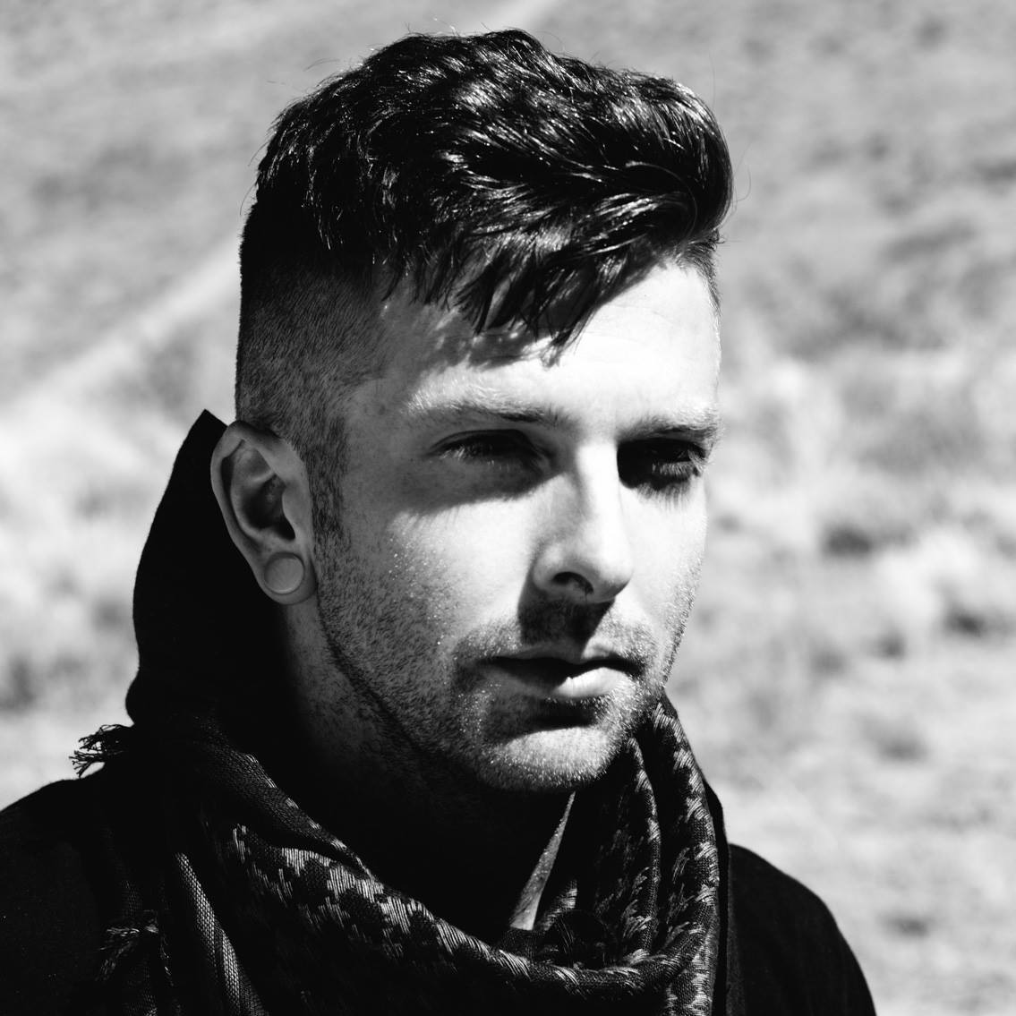 Psy Fi Exclusive Interview at Enchanted Forest - Electric Feels
